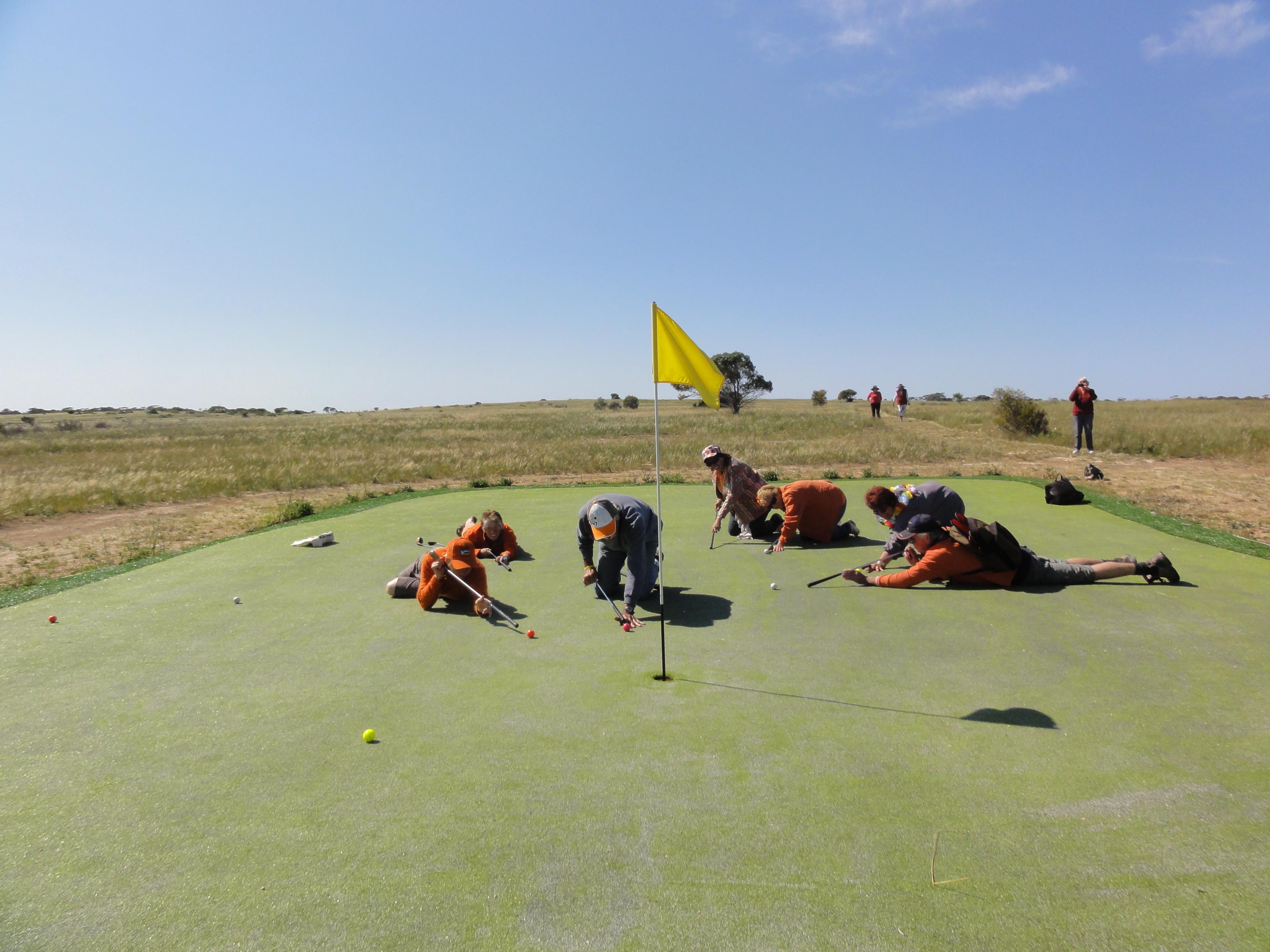 Nullarbor Links: Longest Golf Course in the World @ 1,365km