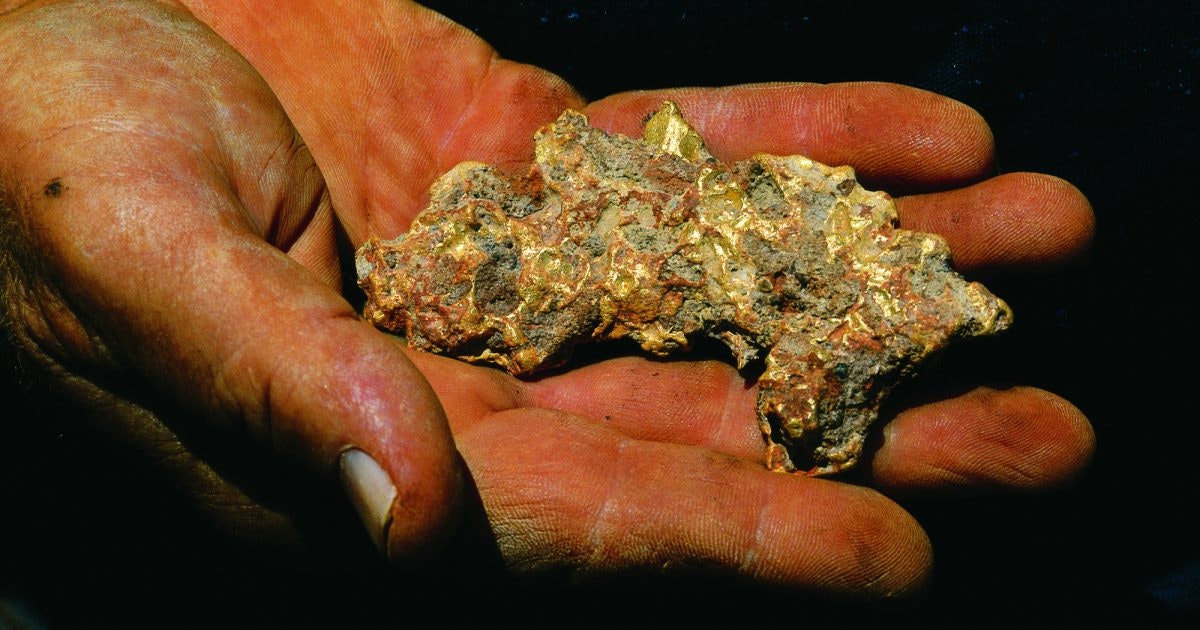 Gold Panning In WA | Australia's Golden Outback