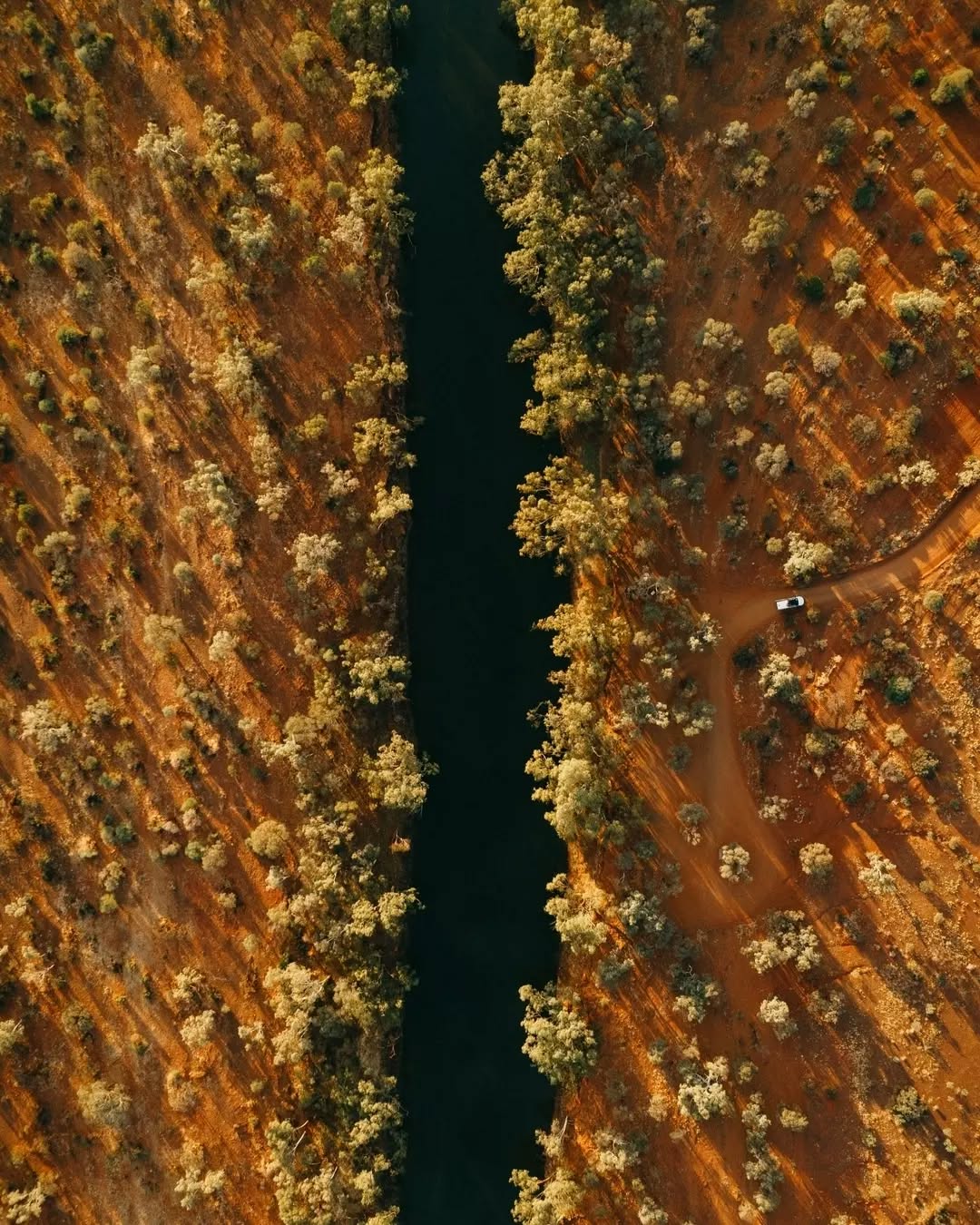 Australia's Golden Outback: Official Tourism & Travel Website