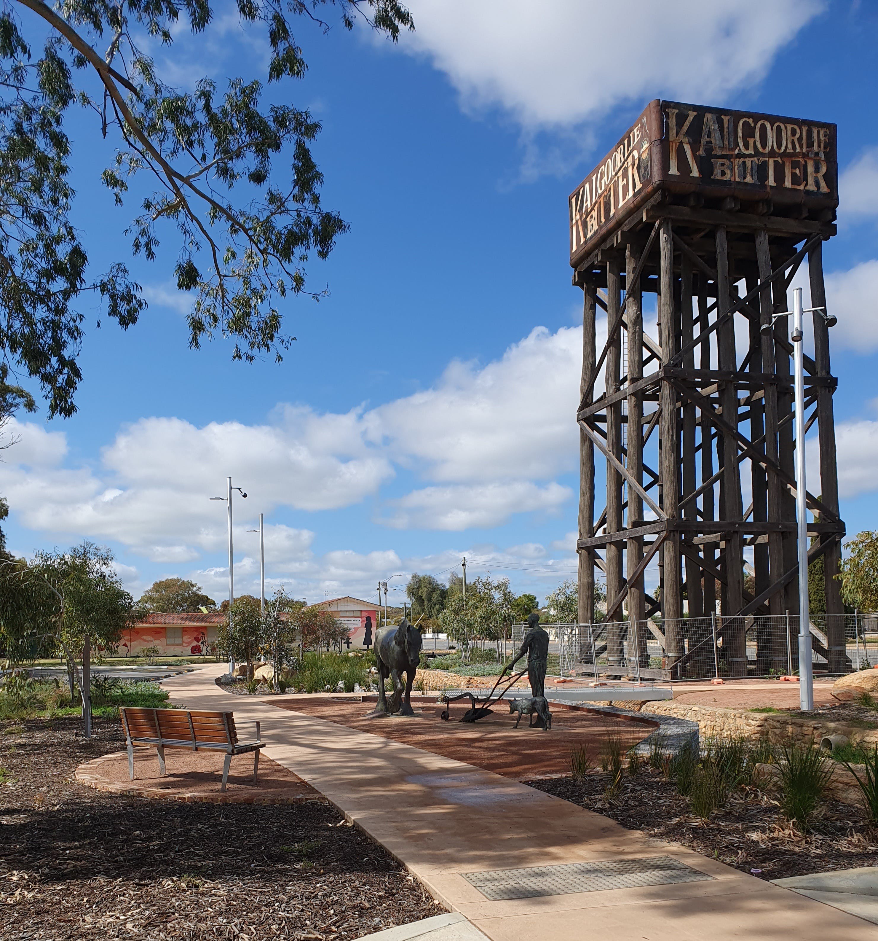 Merredin Railway Water Tower | Australia's Golden Outback