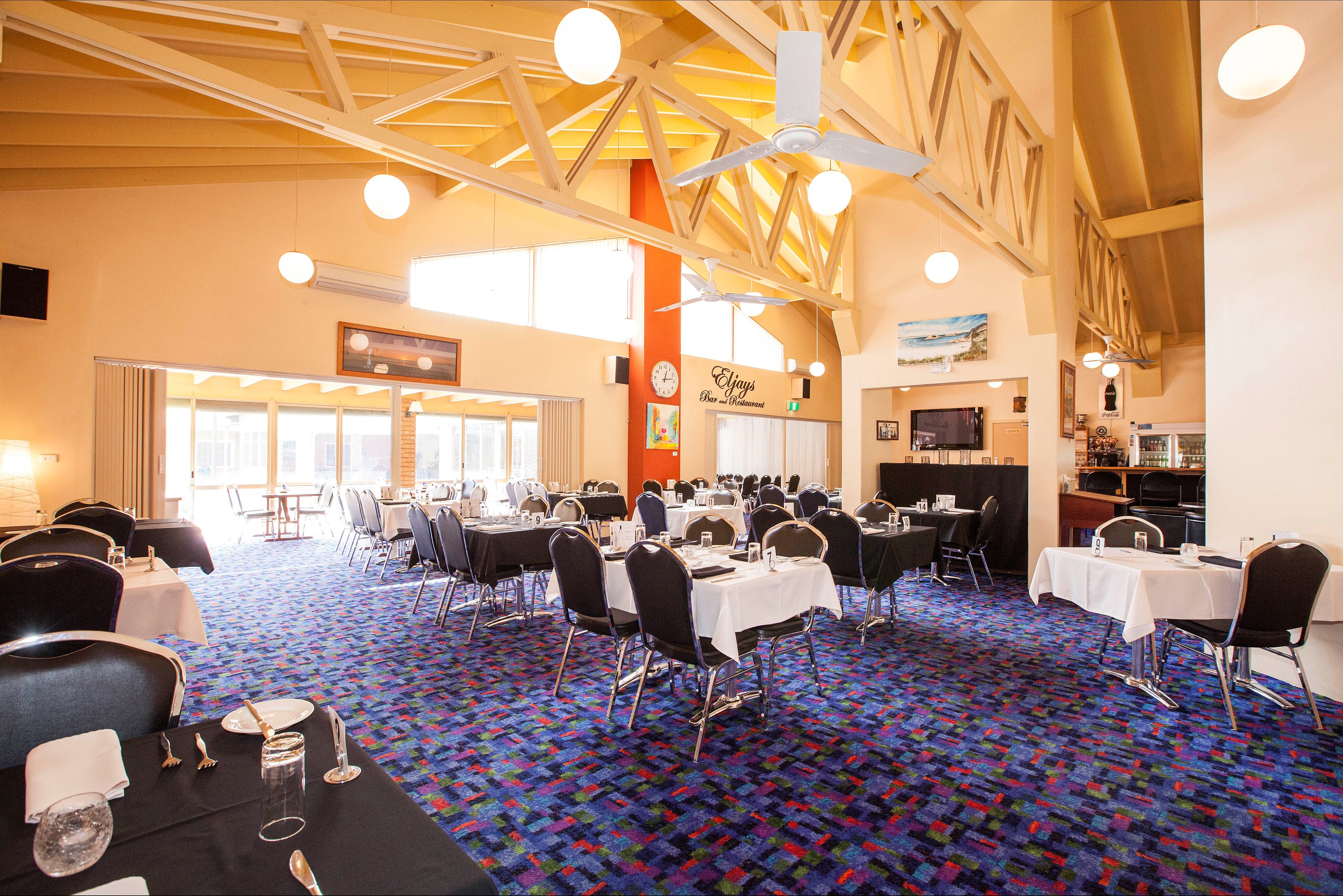 Comfort Inn Bay of Isles | Australia's Golden Outback