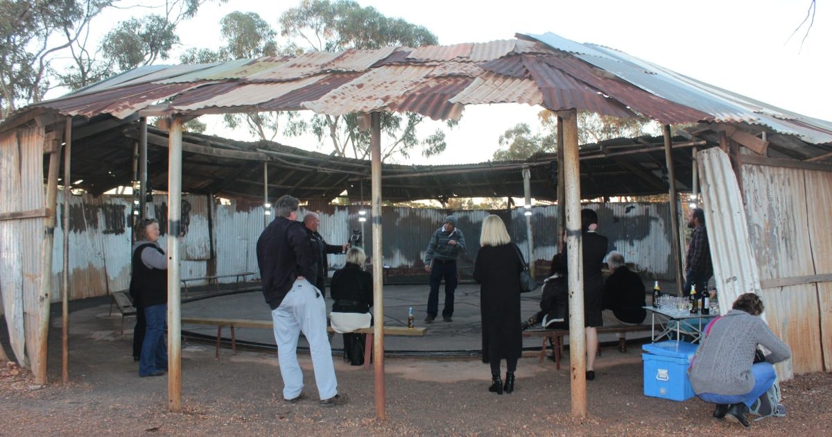 Two-Up Ring | Australia's Golden Outback