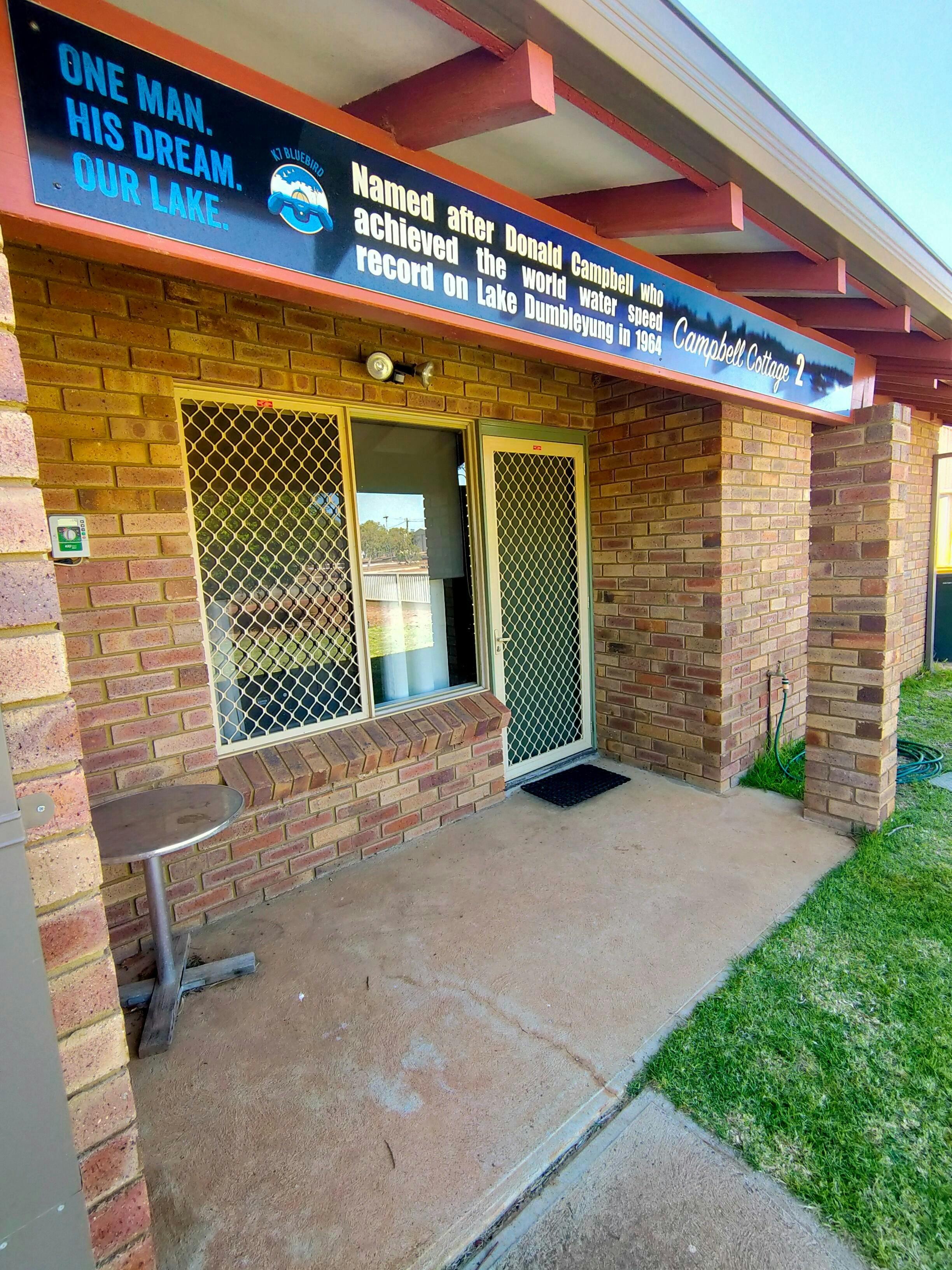 Campbell Cottages | Australia's Golden Outback